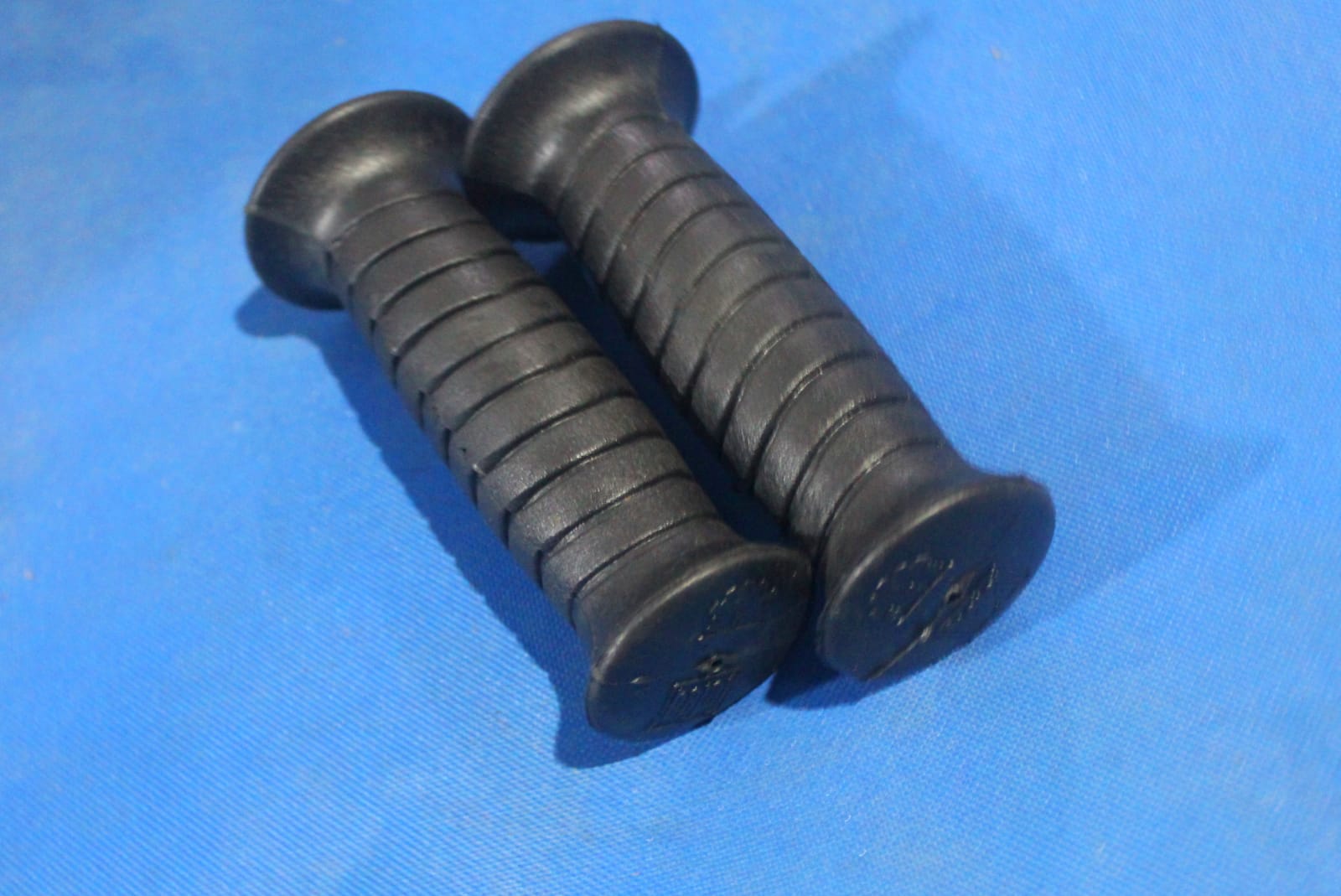 Three Wheel Handle Rubber Grip (three wheel parts) | Daraz.lk