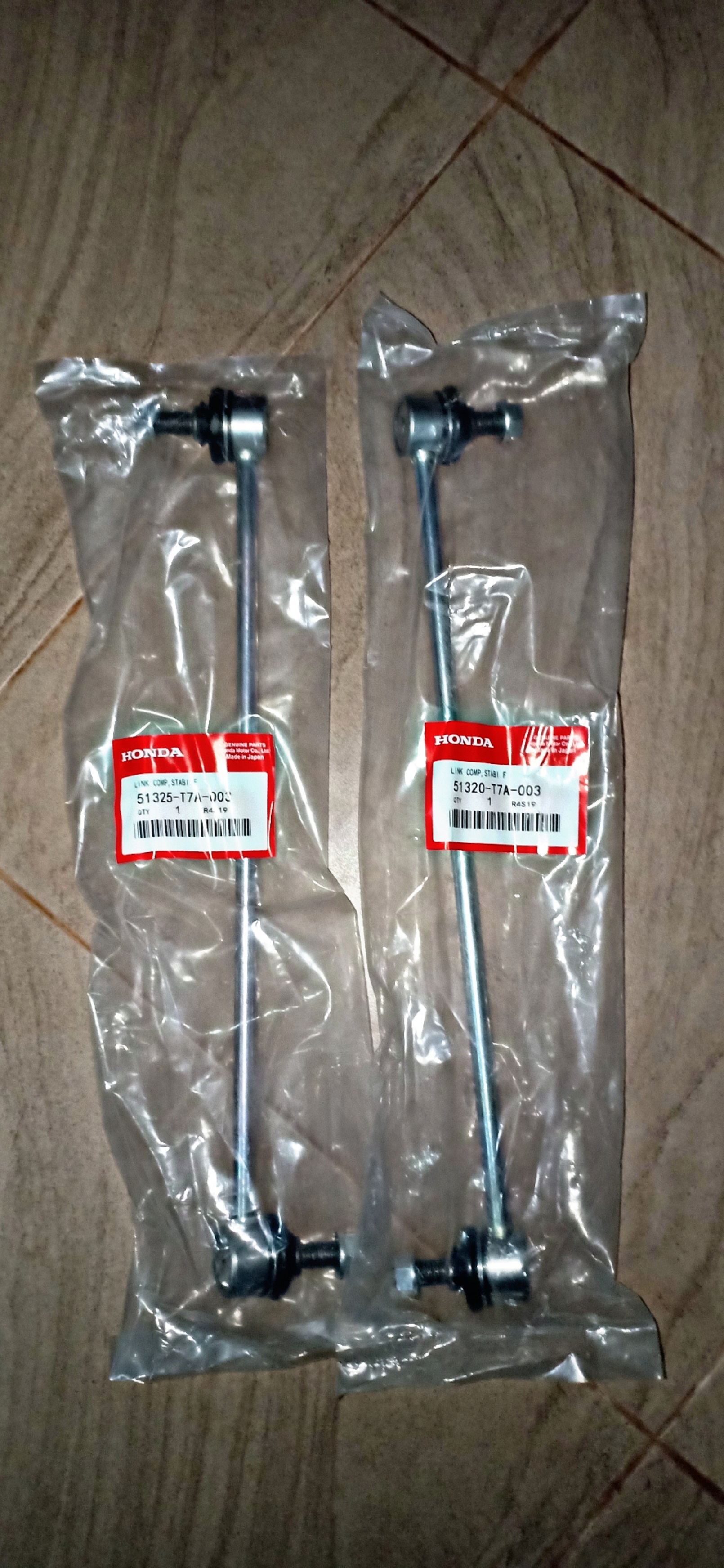 51320/25-T7A-003 Stabilizer Link One Piece Honda Vezzel | Daraz.lk