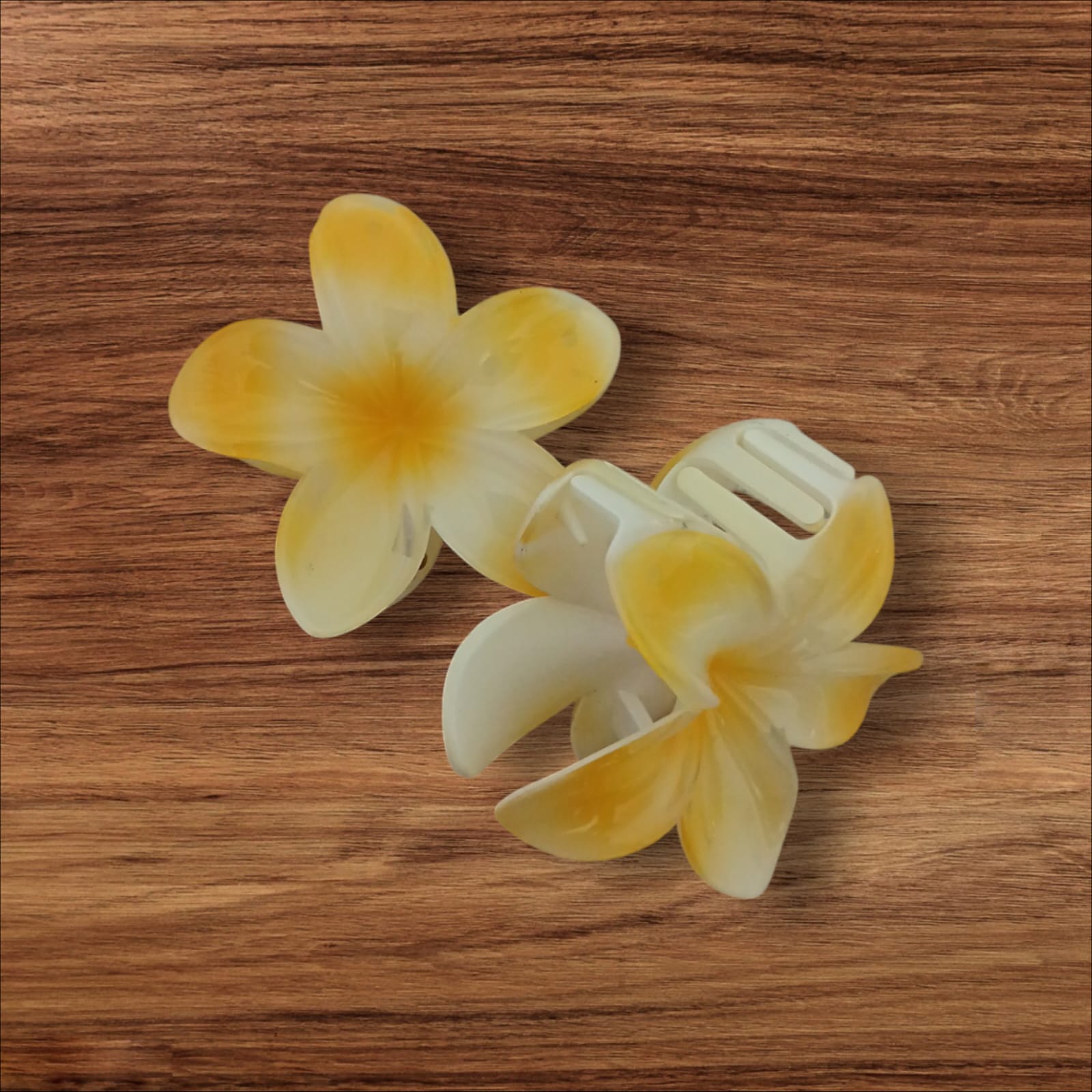Hair clips For Girls Araliya Flower Clips | Daraz.lk