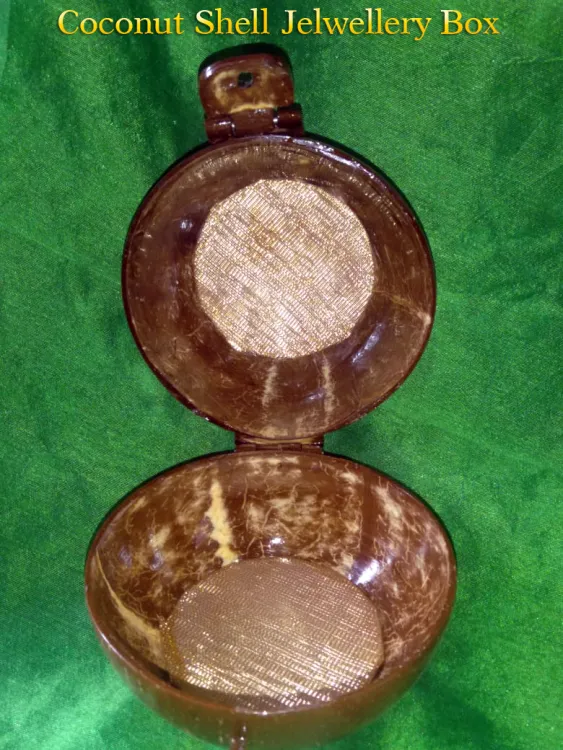 Coconut Shells Jewellery Box
