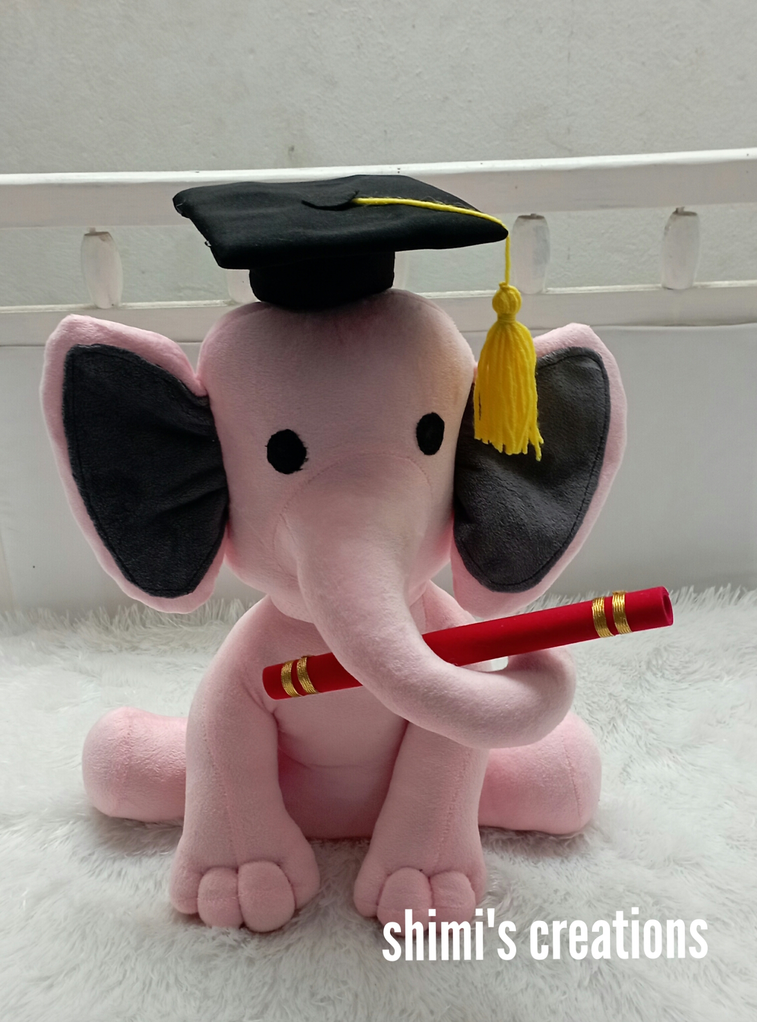 Graduation Elephant | Daraz.lk