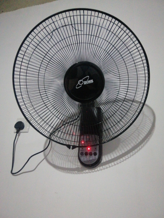 Fan - Wall Fan High Speed Air Flow -Brand - Ozone 18 inch | Daraz.lk