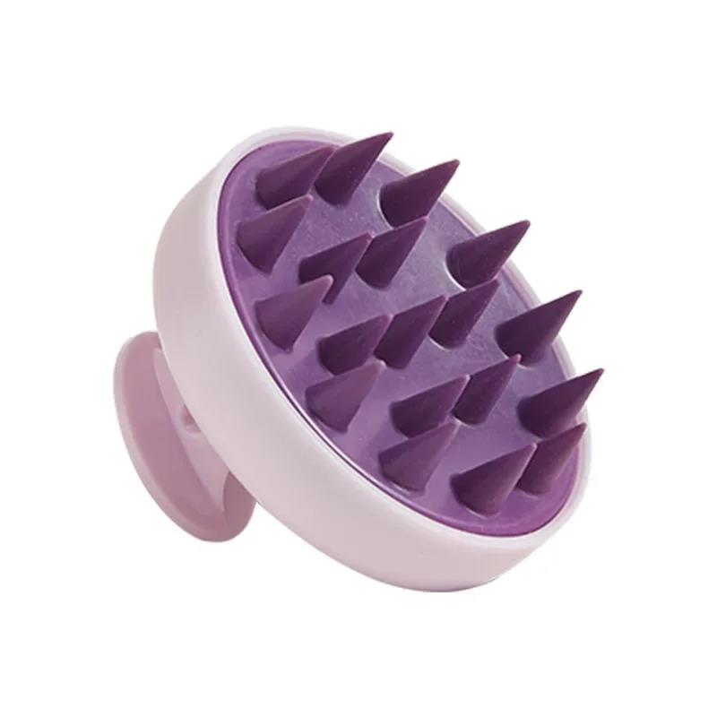 Comb the hair, clean the body, scalp, massage brush, hold the massage ...