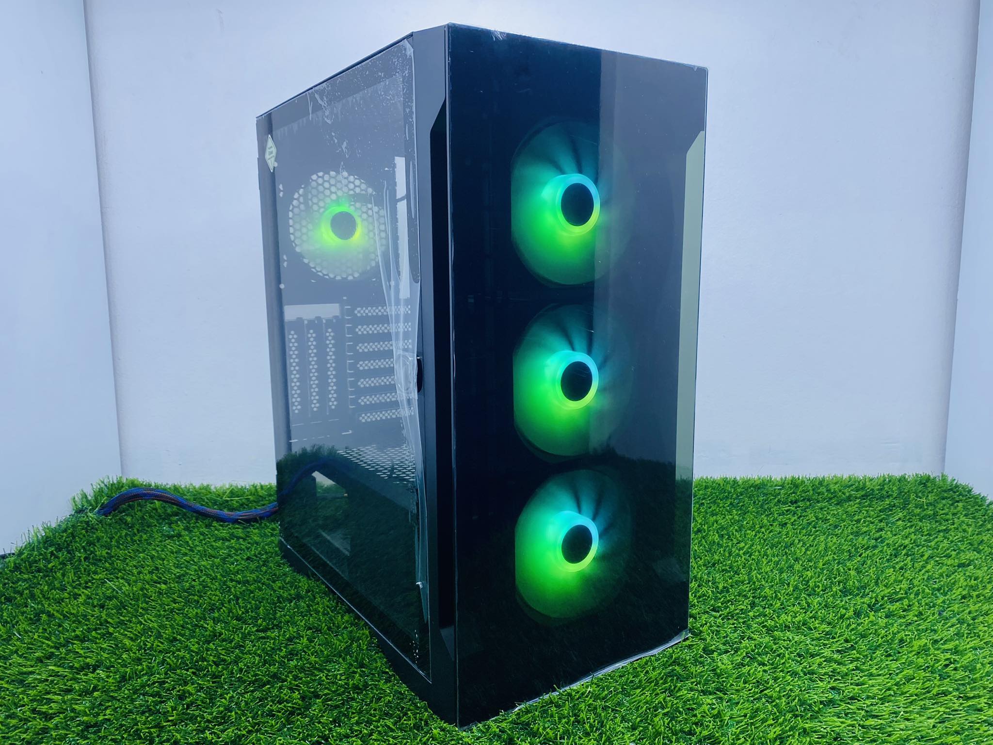 Amd ryzen™ 3 2200g with 8gb + 128gb ssd desktop | Daraz.lk