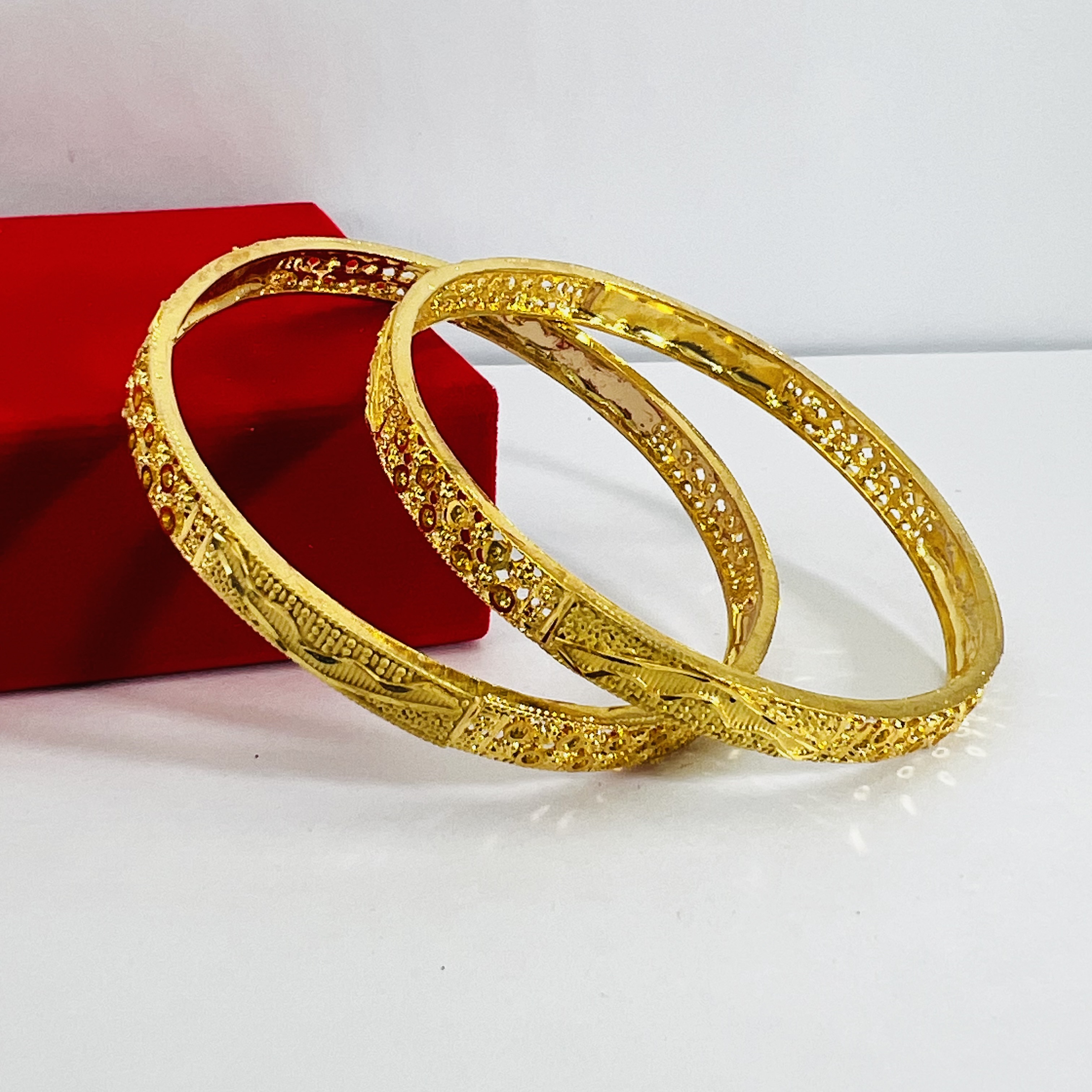 Gold plated rich look bangle Fashion Jewelry one pair bangle with ...