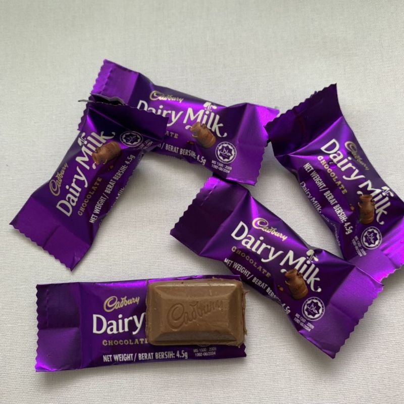 Cadbury Diary Milk Daily Milk 4.5g x 5 Chocolate Super Delicious and ...