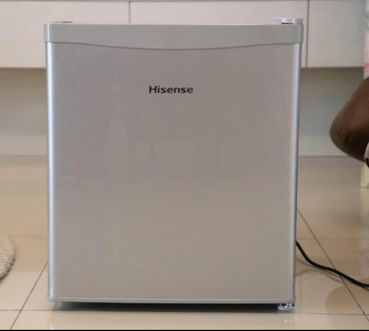 Hisense Mini Bar Refrigerator -39L / Mini Bar Refrigerator -39L | Daraz.lk