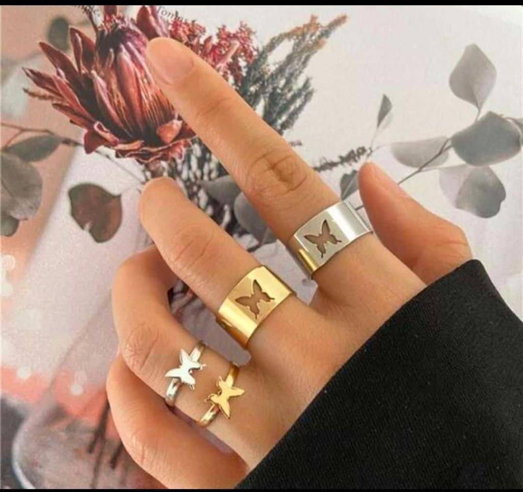 Butterfly Embossed Couple Rings | Daraz.lk