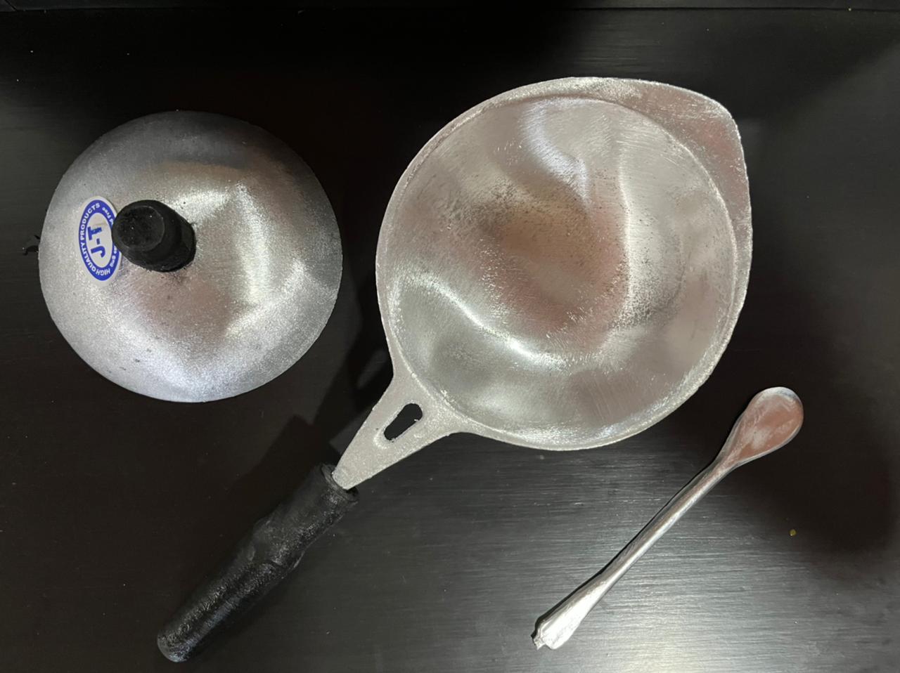 Hopper Pan Aluminium medium Polished High quality with wooden handle ...