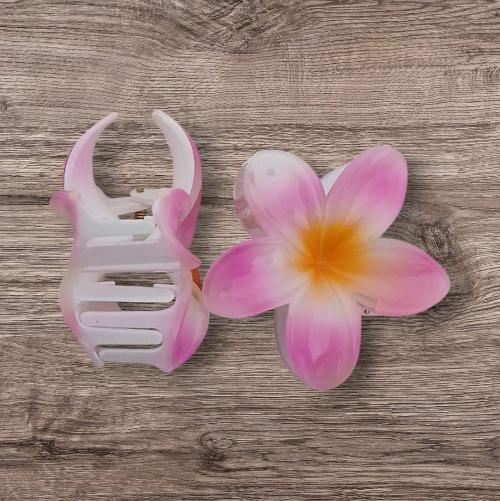 Hair clips For Girls Araliya Flower Clips | Daraz.lk