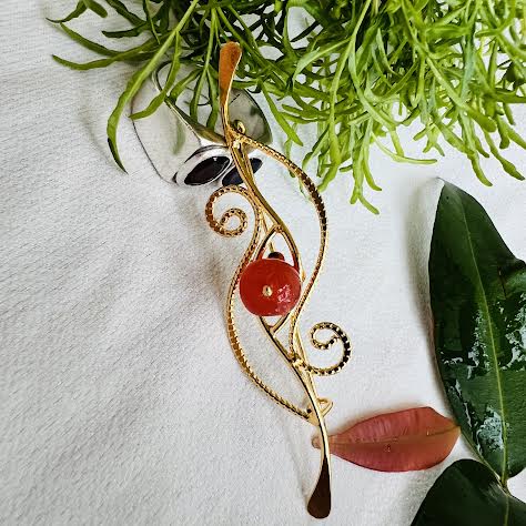 Agasthi Stone ESH Gold plated Stylish & Charm saree Brooch / Saree Pin ...