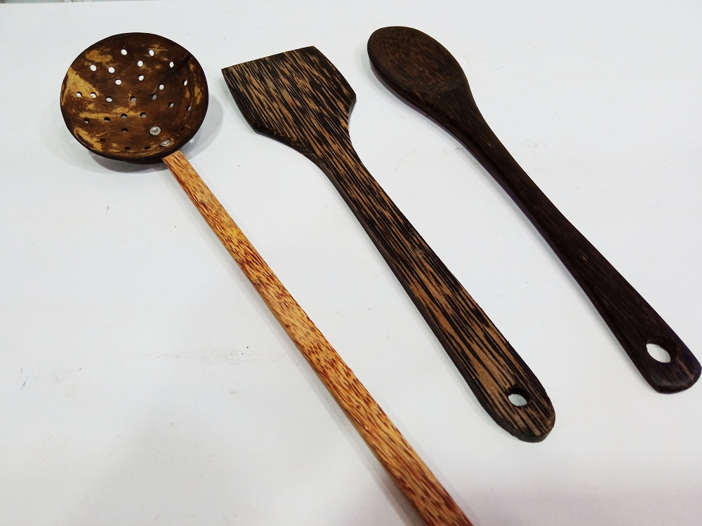 Oil Coconut Shell spoon & Kitul wooden spoon & Patta | Daraz.lk